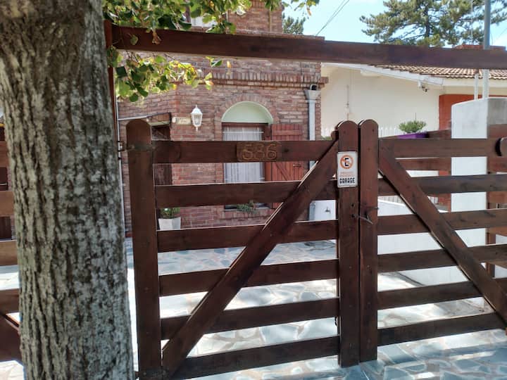 Cómodo Duplex Al Sur De Gesell. - Villa Gesell