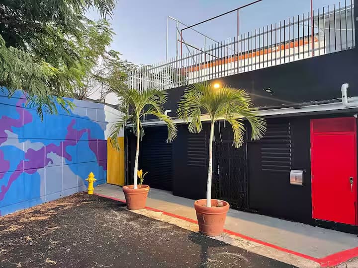 16+ Guests, La Placita, Pool, Queen Beds, A/c, Bbq - San Juan