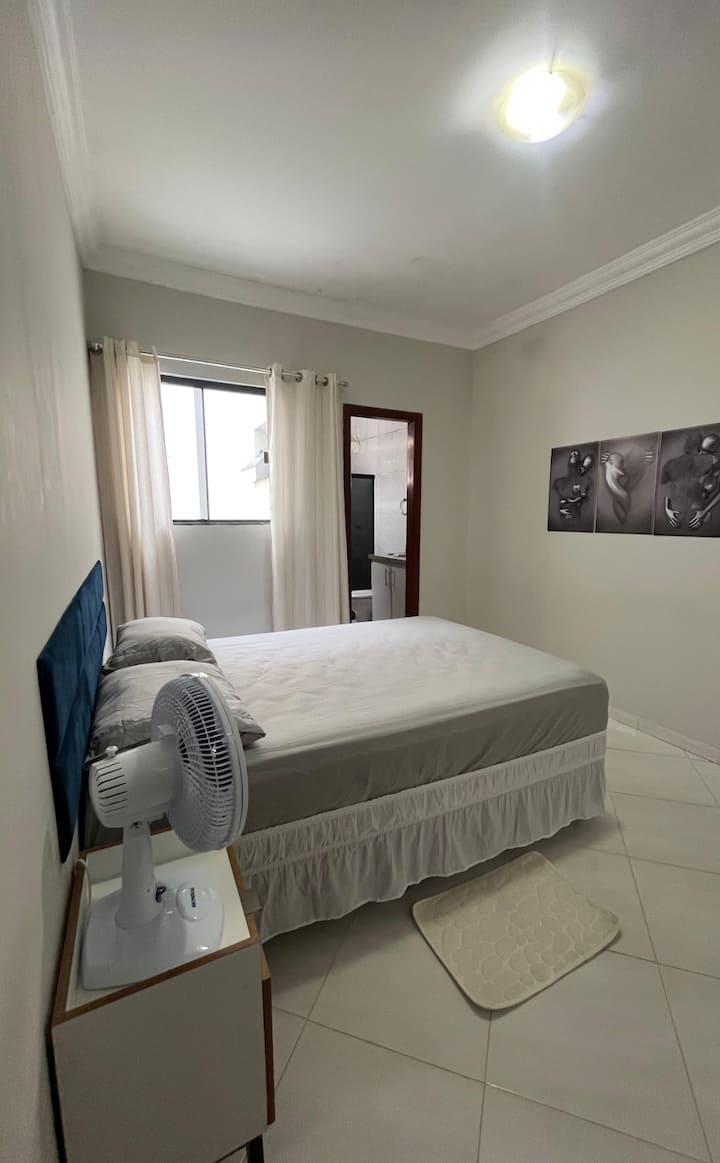 Casa, 2 Quartos Com Uma Suíte, Garagem Coberta. - Vitória da Conquista