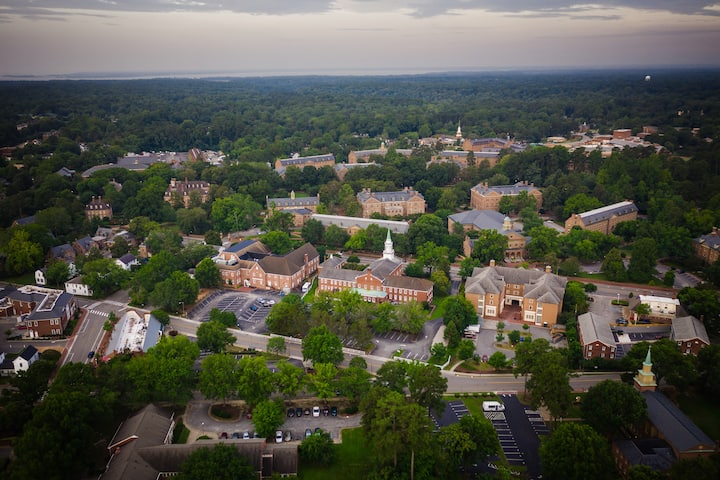 Wyndham Kingsgate Resort (2bd - 2ba Condo) - Williamsburg, VA