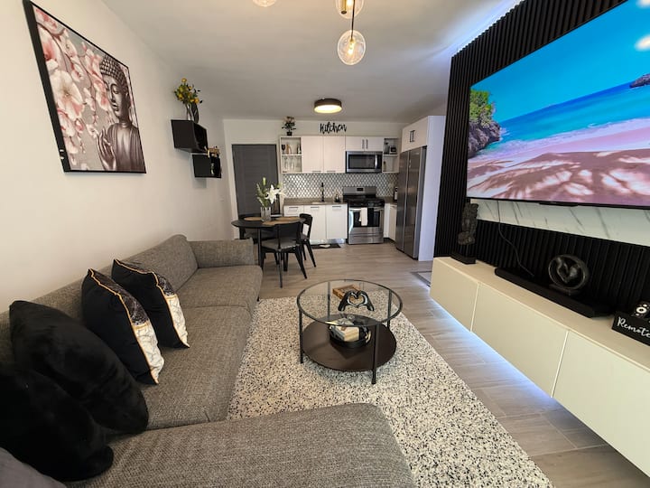 Refugio Moderno Y Equipado En Punta Cana/pool/bbq - Punta Cana