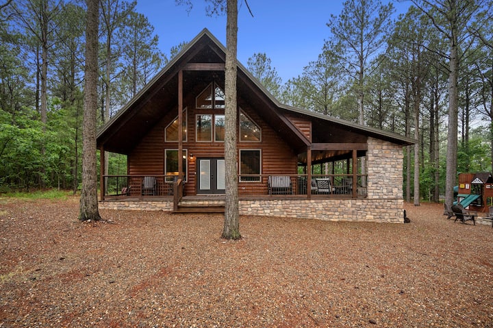 Livin' Wright Cabin - Broken Bow, OK