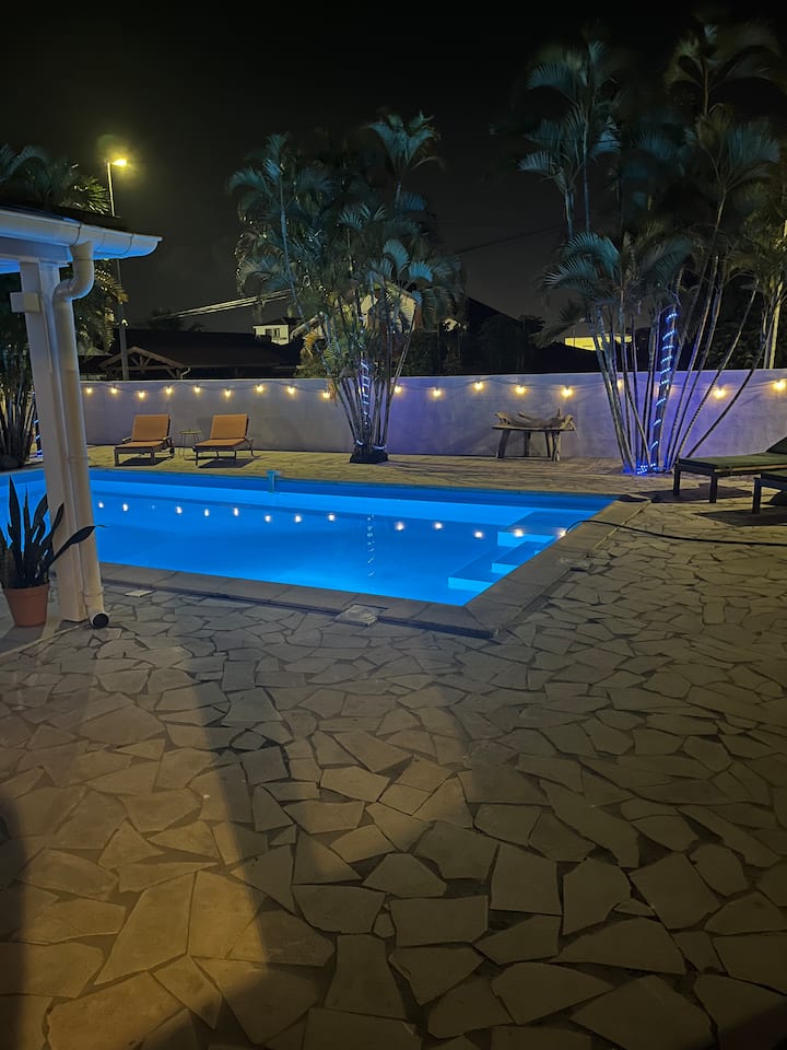 Petite Chambre - Accès Piscine - Guadeloupe