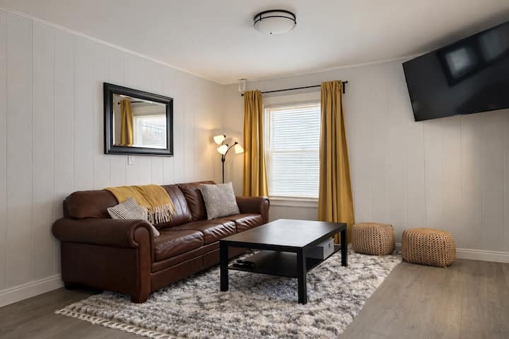 Beautiful Home Minutes From West Point - Bear Mountain, NY