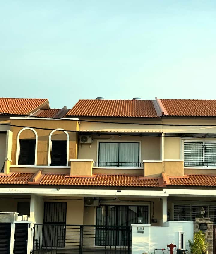 Modern Serenity Stay – Cozy & Stylish Retreat. - Pusing