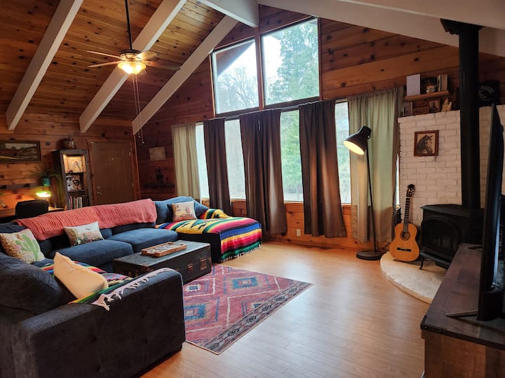 California Hot Springs Cabin Escape - California Hot Springs, CA