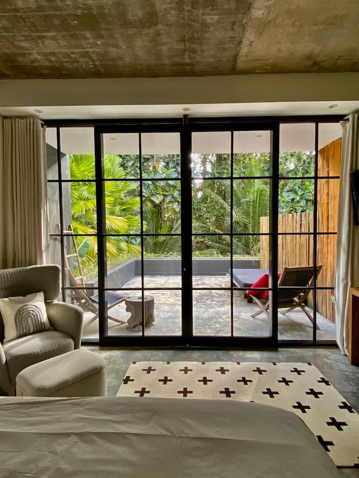 Babus Hotel - Australia