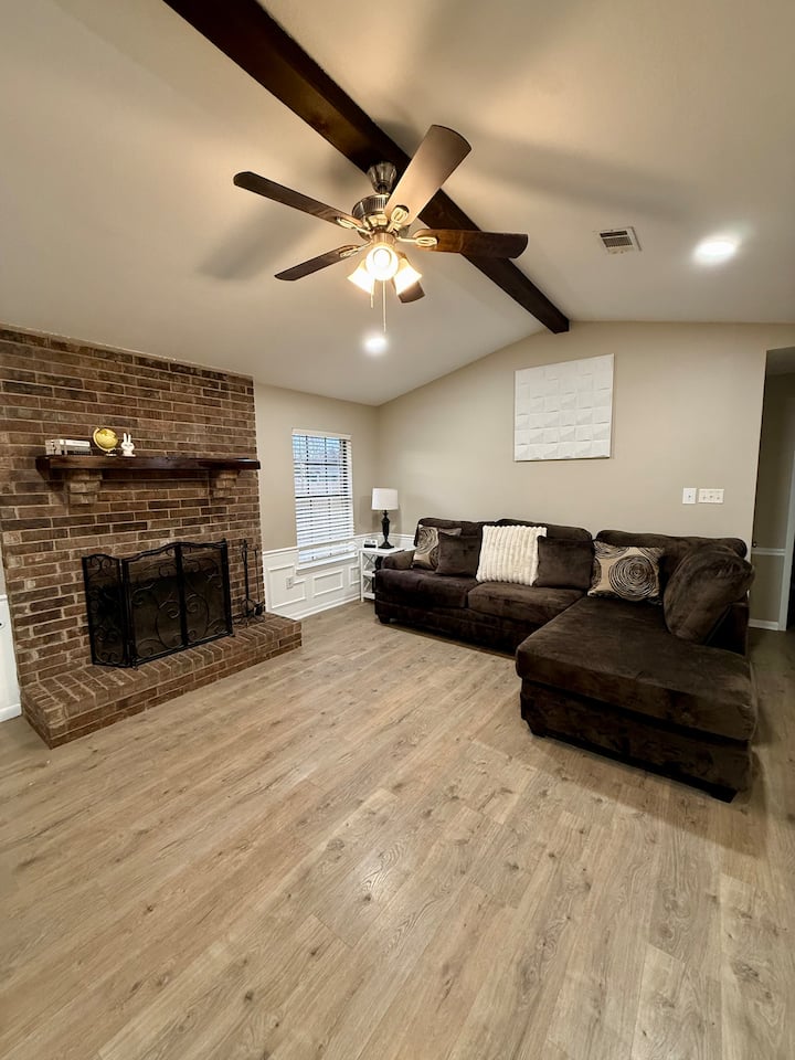 The Conway House - Conway, AR