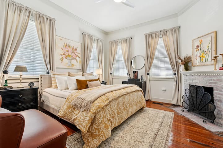 Westpinkster On Spring! Walk To King St|bikes|deck - Charleston, SC