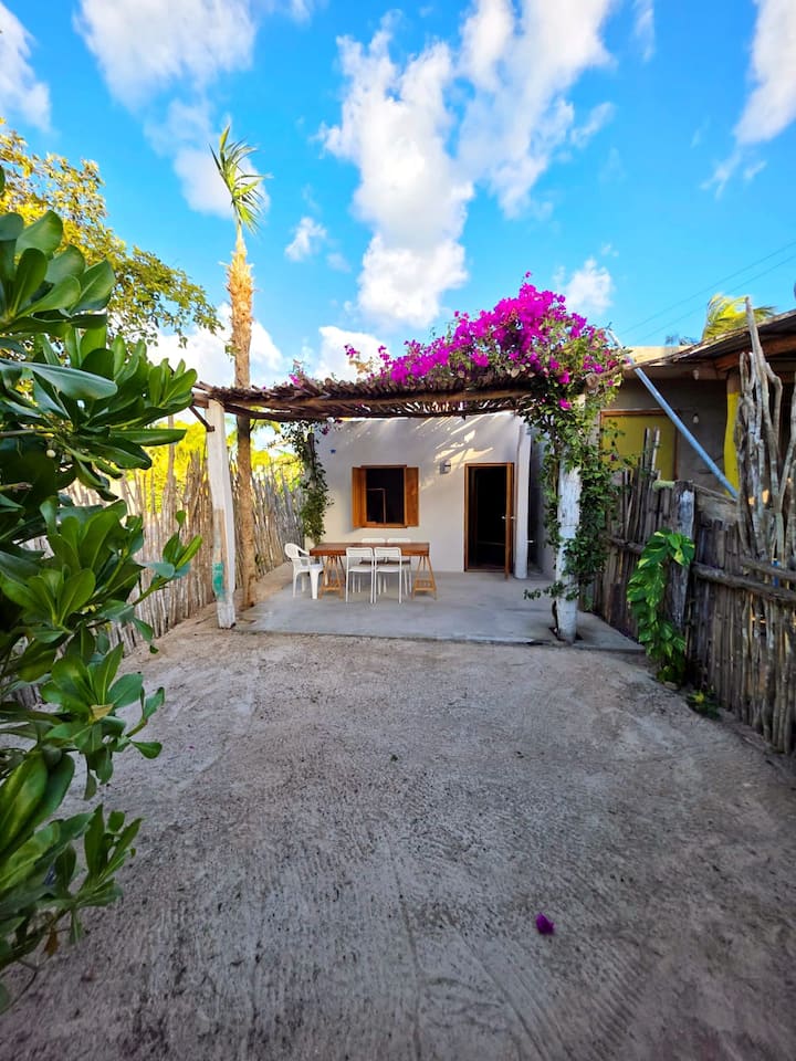 Casa Bougainvillea | Steps From The Beach & La Ria - El Cuyo