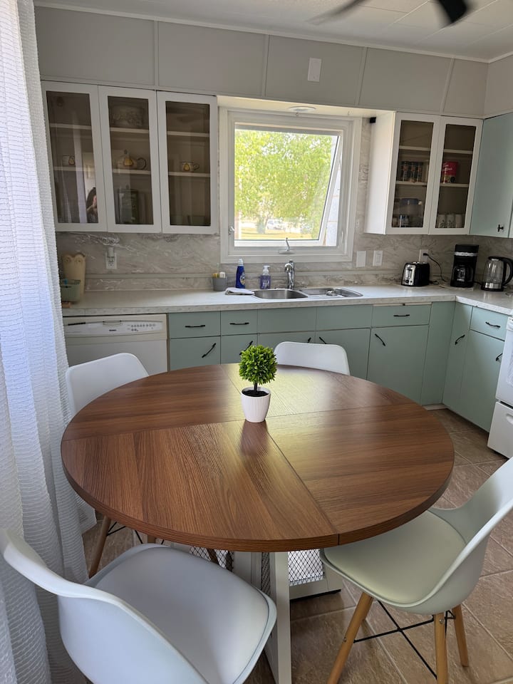 The 2nd 7th Street - The Pas