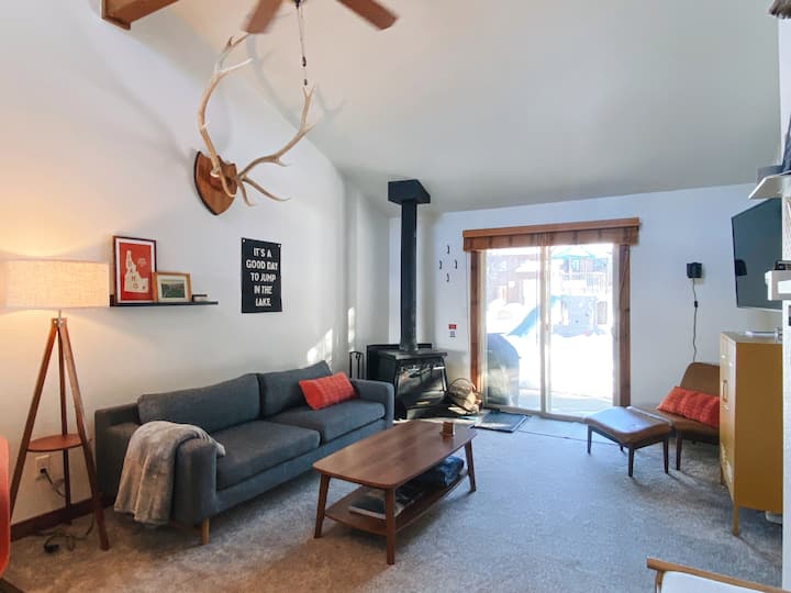 The Aspen Retreat | Cozy Mountain Getaway - Payette Lake, ID