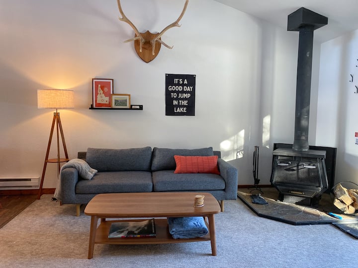 The Aspen Retreat | Cozy Mountain Getaway - McCall, ID