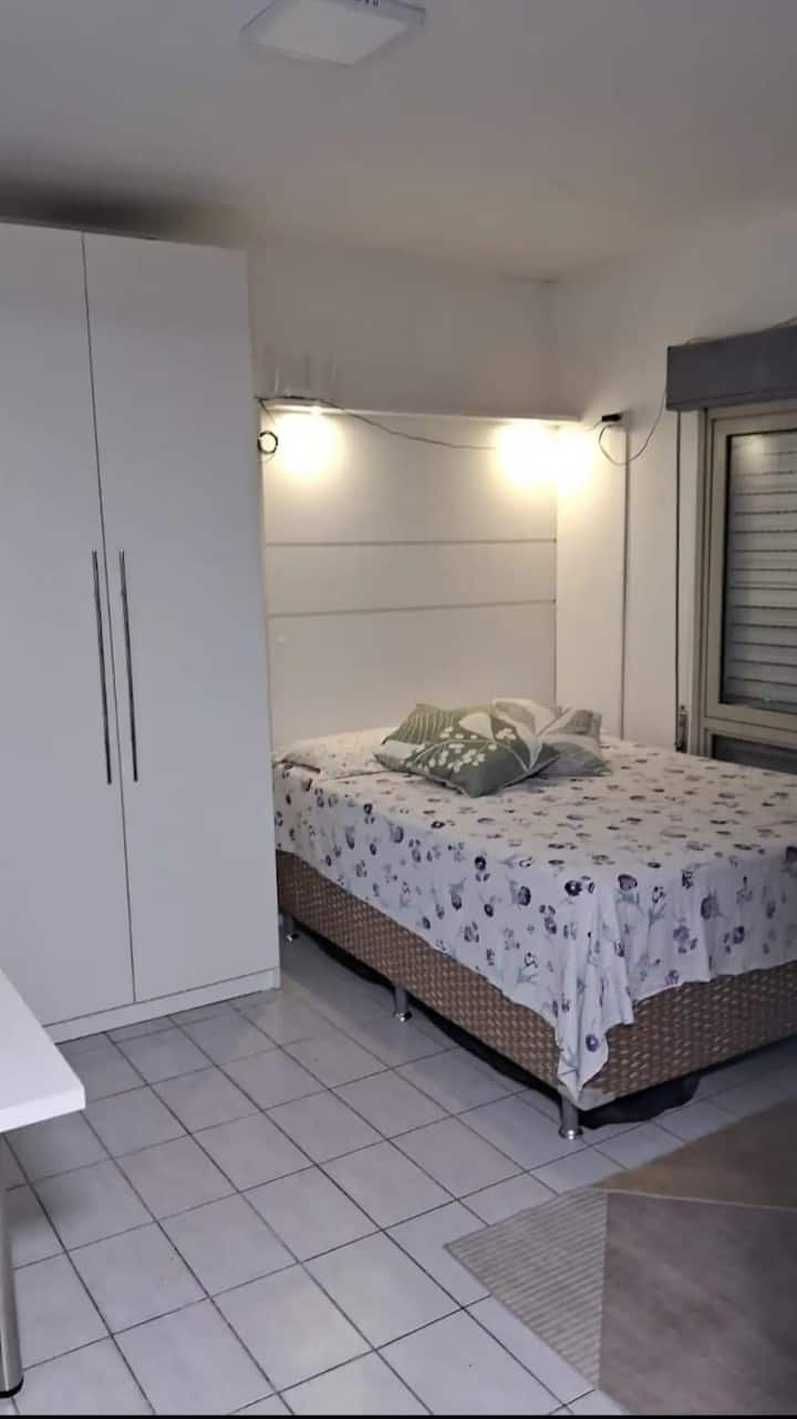 Estúdio 2 Pessoas, Confortável, Boa Localização - Novo Hamburgo