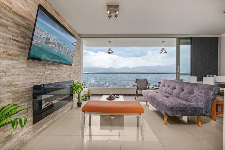 Vista Panorámica Poblado+3br+pool - Medellín