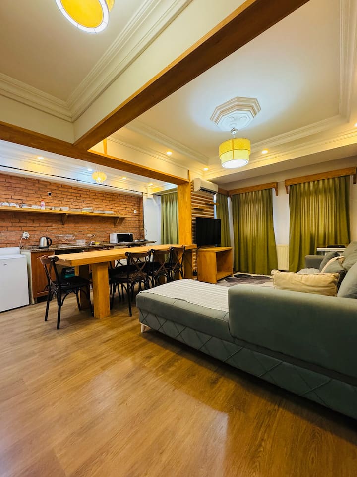 This Home In Center Of Sultanahmet - Heybeliada