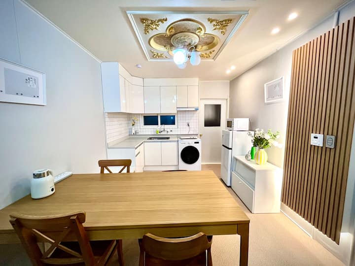 New Open | 2br 5 Min Gyeongbokgung | Cozy &Central - Seoul