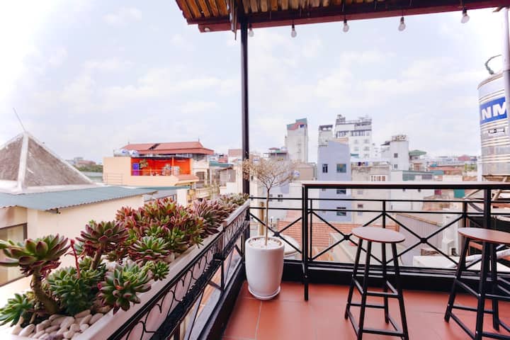 Căn Hộ 2 Ngủ/4 Tầng/ban Công Chill/phố Cổ/chợ ĐêM - Hanoi