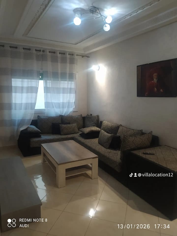 Apparemment Très Bon Est Très Calme - Fes