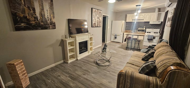 1 Bedroom Apartment In Victorville - Victorville, CA