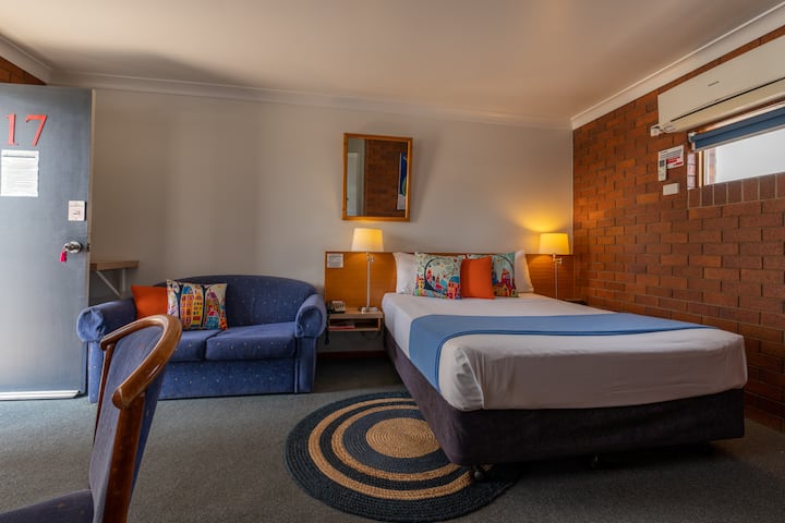 2 Bedroom Family Unit - Dalby