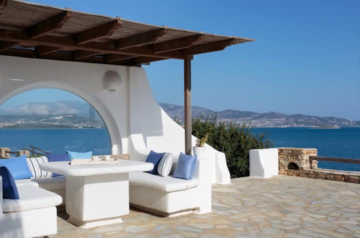 A Gorgeous Beachfront Villa In Antiparos - Antiparos