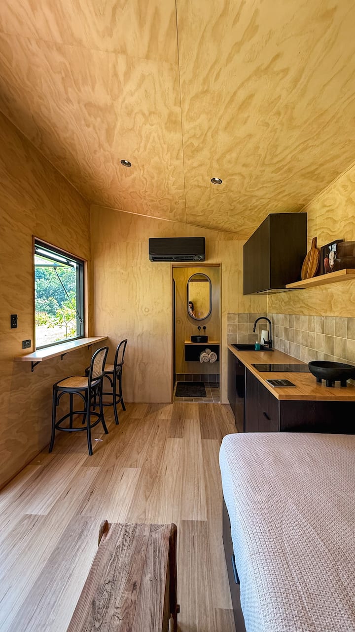 Farm Casita - The Vale Animal Sanctuary & Farmstay - Mullumbimby