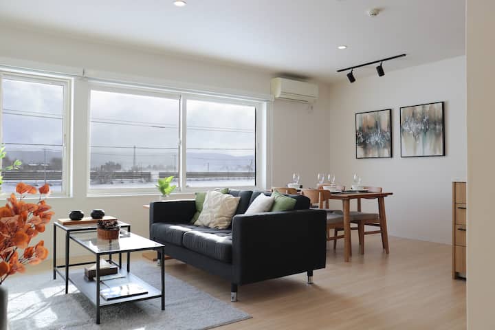 Akayane Lodge By H2life 2br Suite Upper - 富良野市