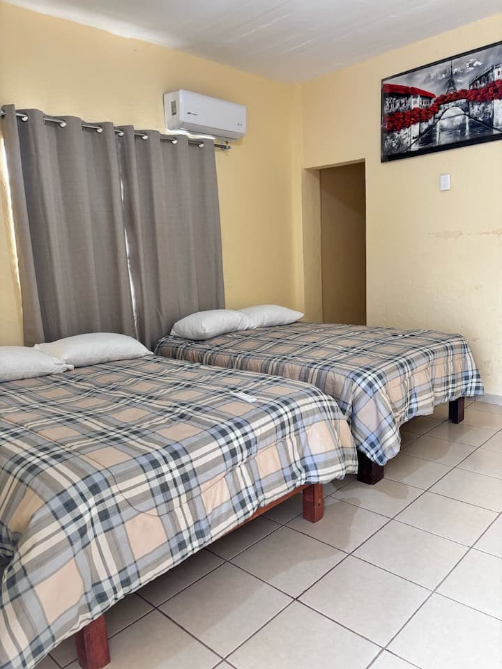 Habitación Con Cama Matrimonial Para 2 Personas - Acapulco