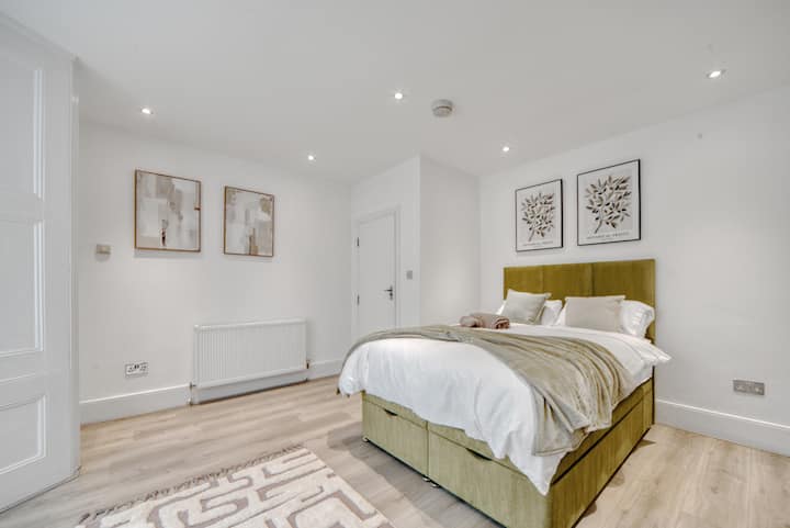 Long Term | Central Bromley | Fast Train To London - Bromley