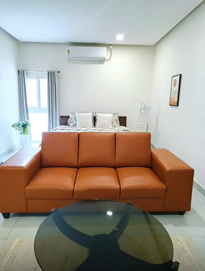 Executive Studio Close To Metro In Jayanagar - Bangalore