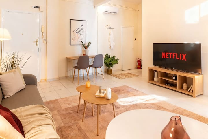 Spacious City Haven - Thessaloniki
