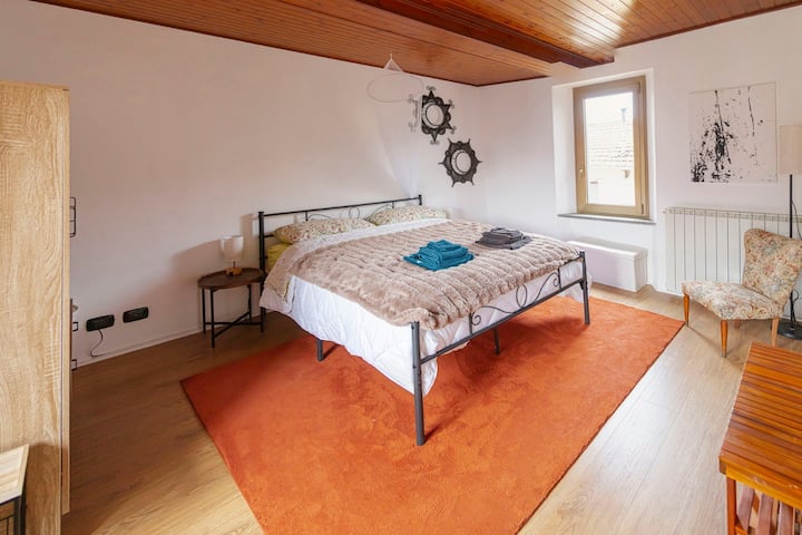 La Platera: Cozy, Cute, Practical And Comfortable - Momo