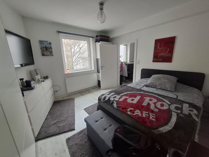 Ruhiges Privatzimmer Im Herzen Düsseldorfs - Düsseldorf