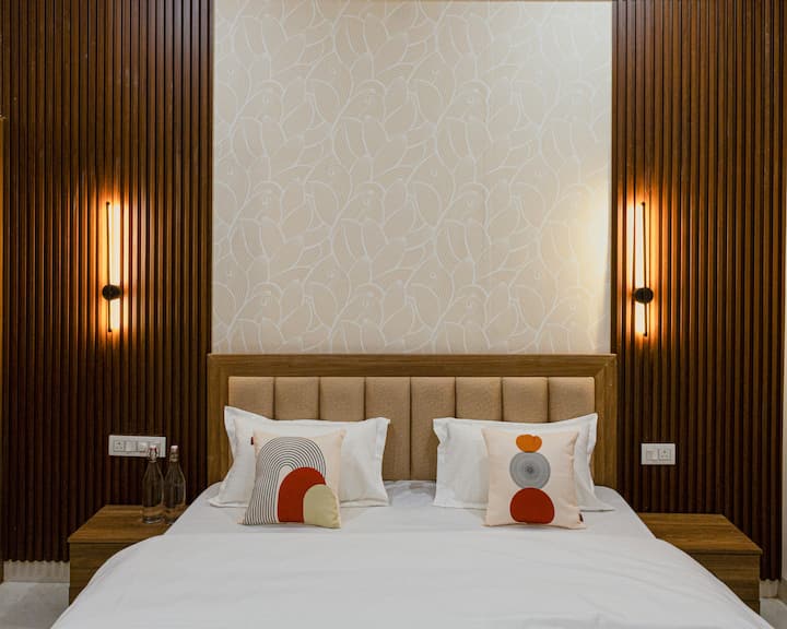 Earth-tone Wabi-sabi 2bhk Near Fatehsagar - 