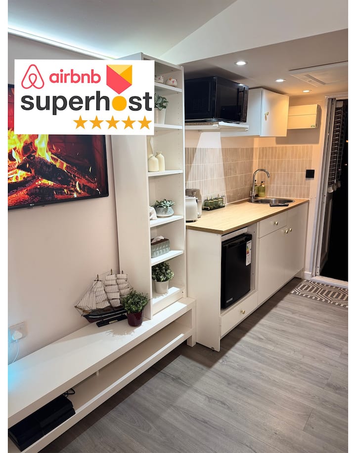 Summerhouse Retreat Near Airport City Centre & Nec - Birmingham