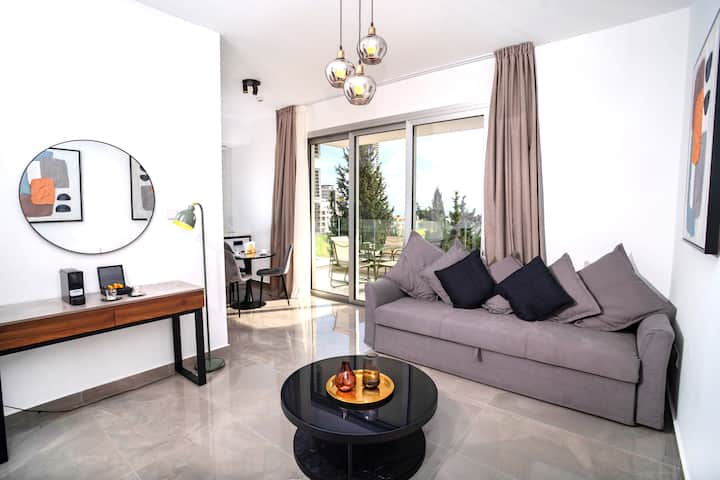 Celeste Suite 302 - Luxury 1 Bedroom Apartment - Limassol