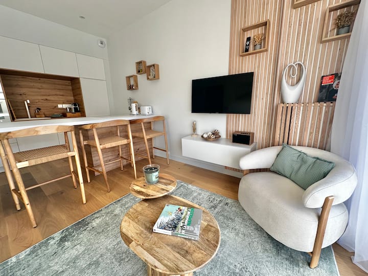 Juliette - Grand T2 éLégant - Parking + Terrasse - Berck