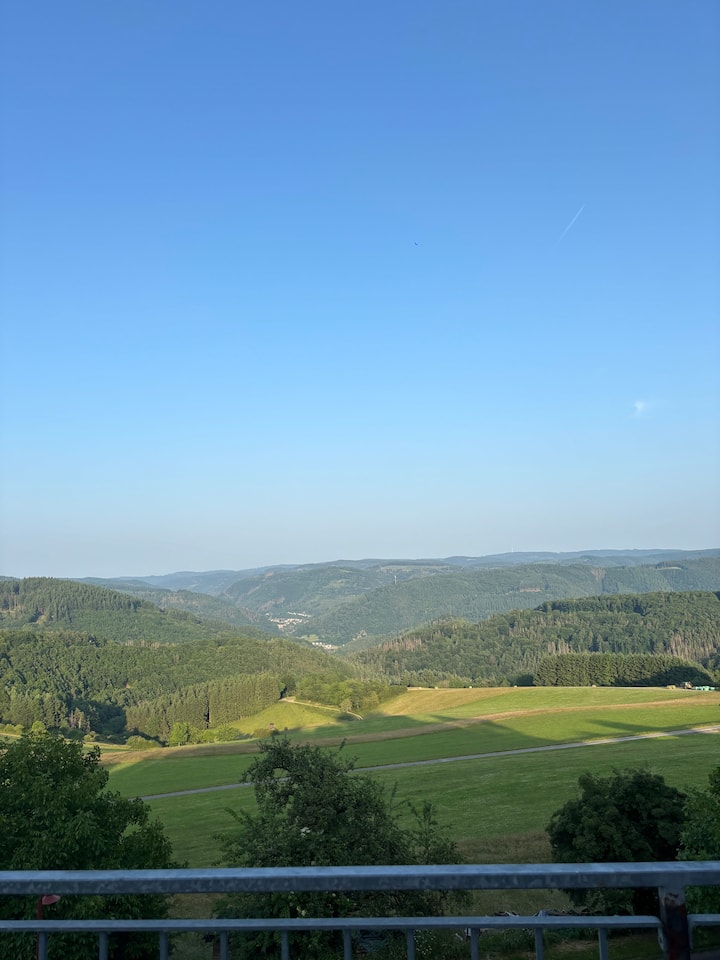 Haus In Der Eifel Mit Einzigartiger Aussicht - Altenahr