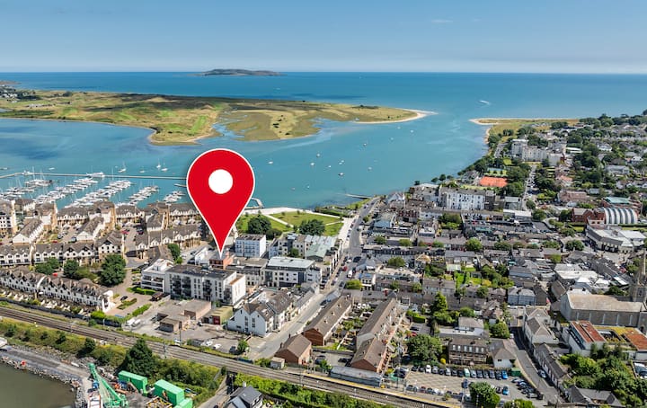 Penthouse 1 Bed Top Floor Apartment With Sea View - Donabate