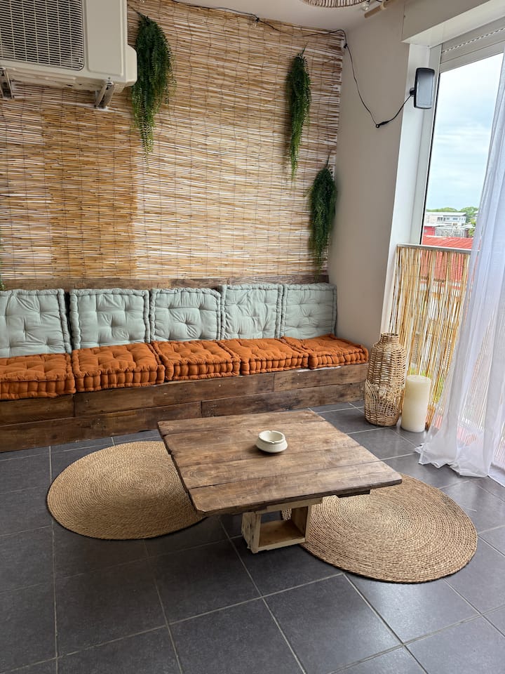 Okayna • Jungle Suite Amazonia • Cayenne - Cayenne