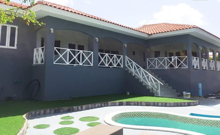 Spacious Villa | Amazing Pool At Best Location - Curaçao