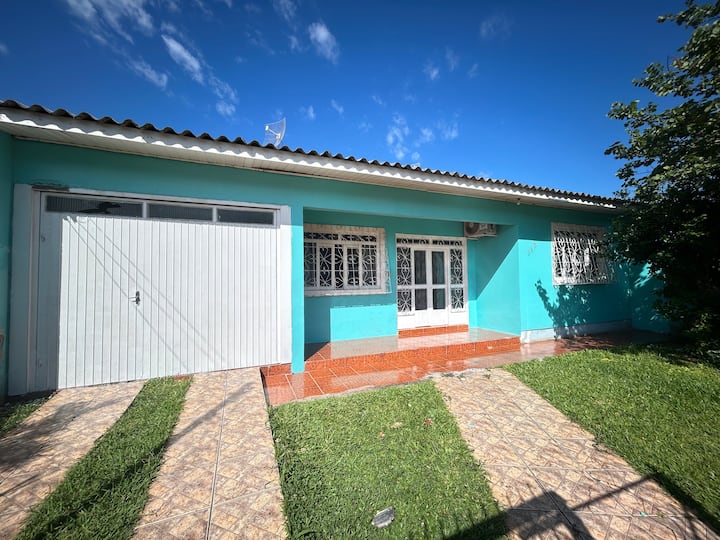 Casa, 4 Quadras Da Upf - Passo Fundo