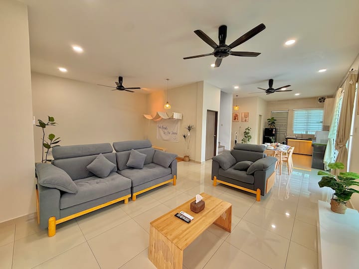 Semi-d Pool 4r3b Walk To Aeon / 8 Min Lake & Zoo - Taiping