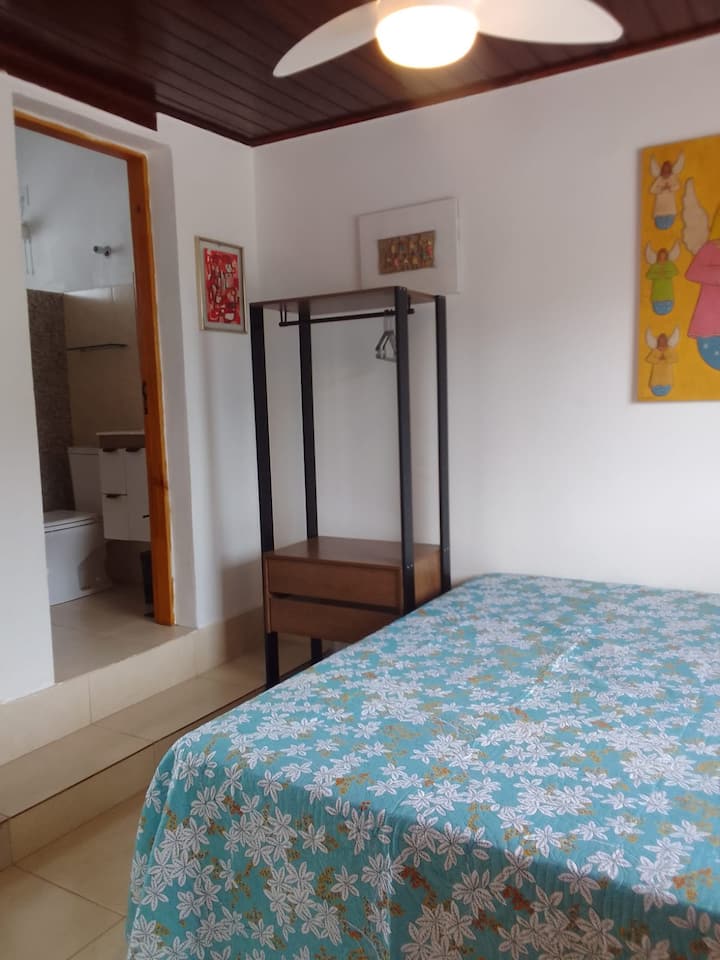 Aconchegante Suíte Privativa Em Pindamonhangaba. - Pindamonhangaba