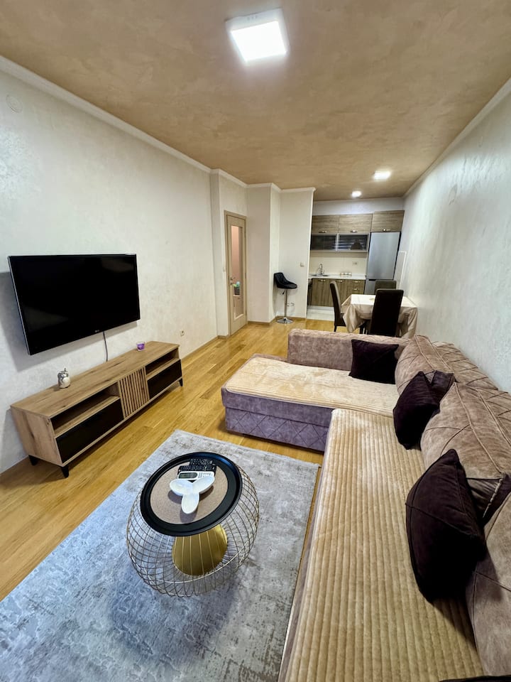 Modern City Apartment - Podgorica
