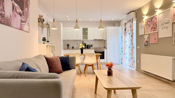 Calea Victoriei Vibes | Bright 2br Flat - Bucharest