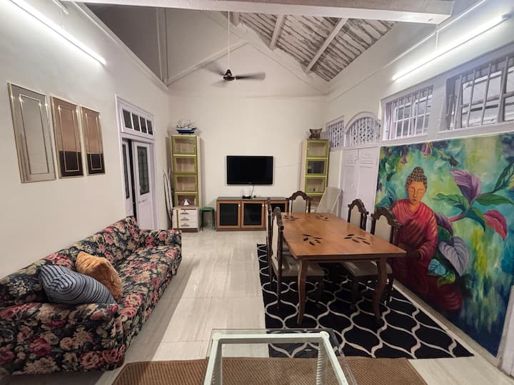 Long Stay Apartment In Bandra West - Mumbai