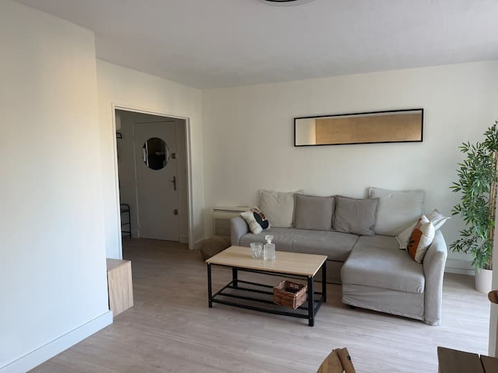 T4 Lumineux Et Spacieux Avec Clim à Martigues - Martigues