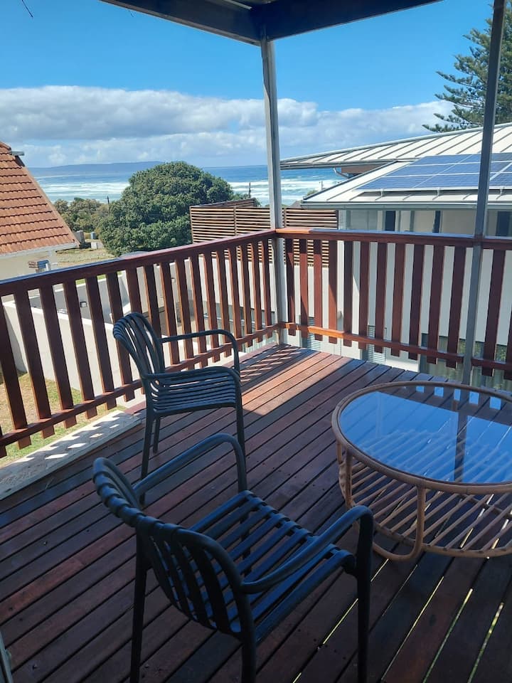 Grotto Beach House On 10th - Hermanus